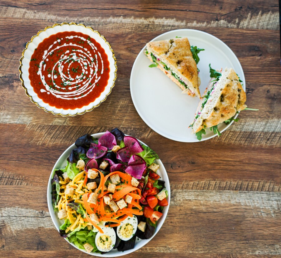 Aurora Café & Bakery