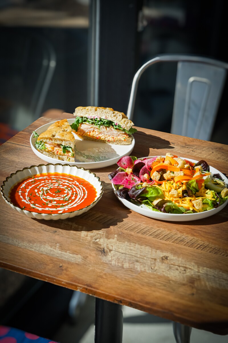 Aurora Café & Bakery