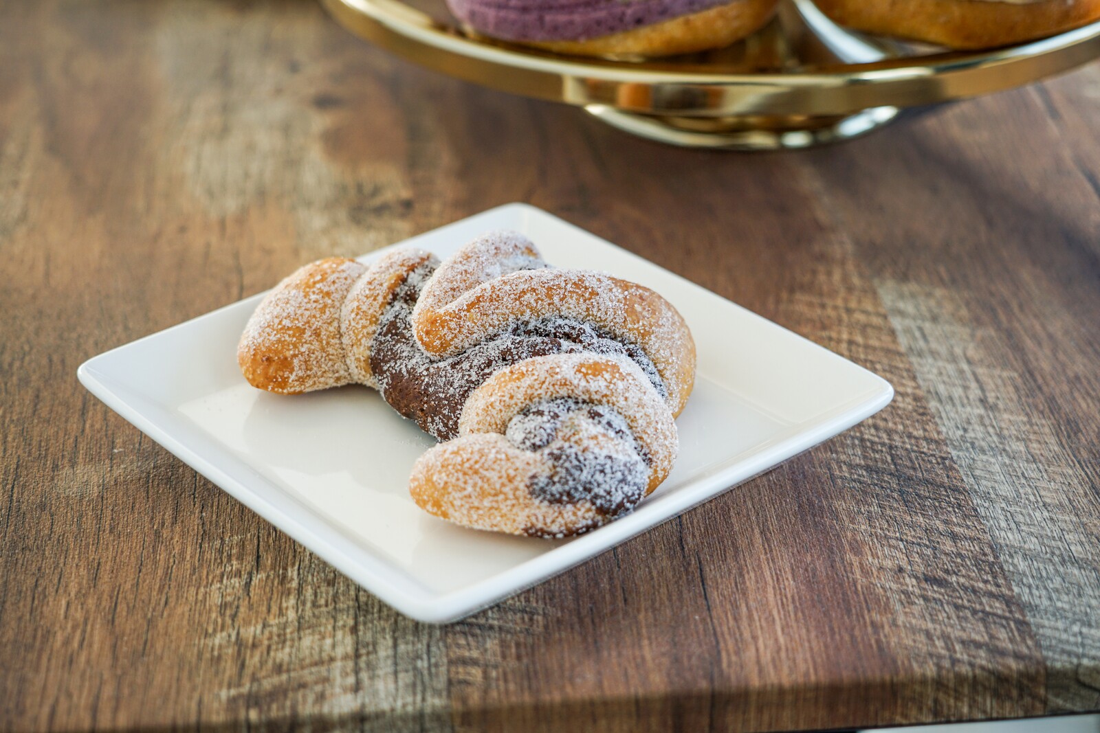 Aurora Café & Bakery