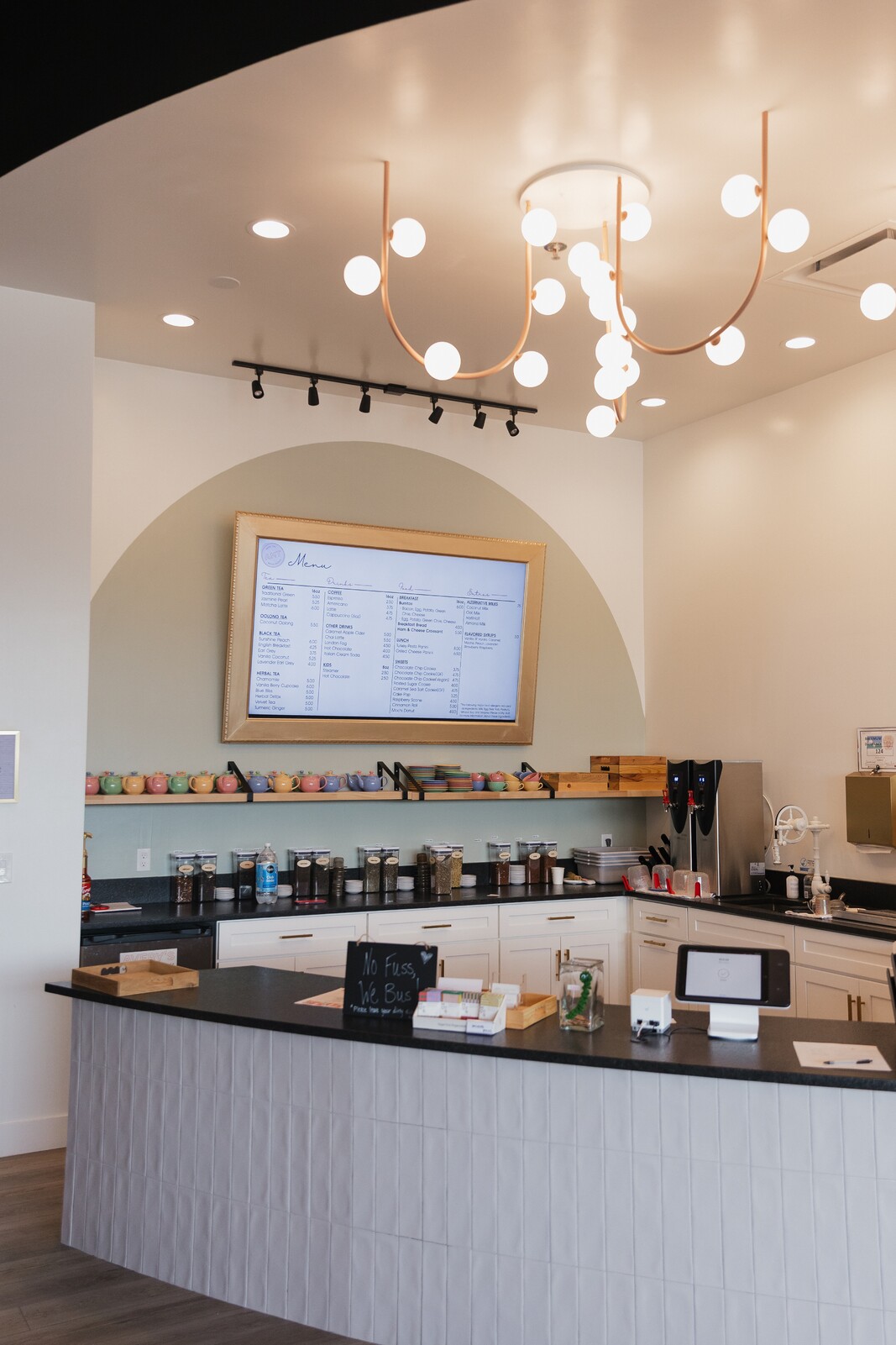 Avery’s Modern Tea House