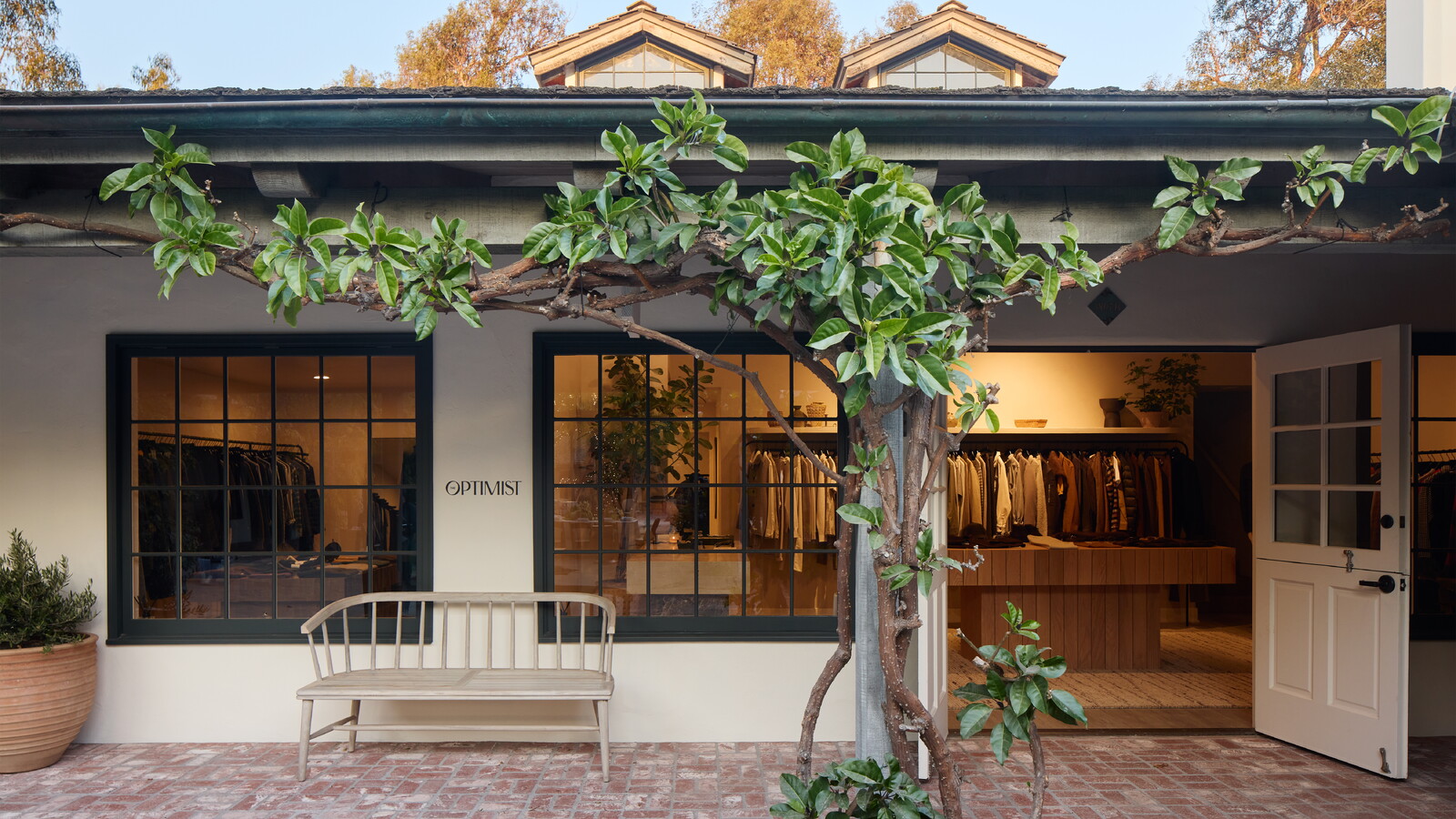 Santa Barbara Coast City Lifestyle